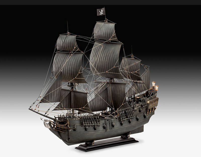 Cinemaworks Models - 1:72 Black Pearl